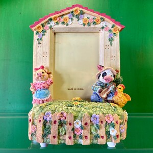 Vintage Children's Photo Picture Frame, Photo Frame That Plays Music ...