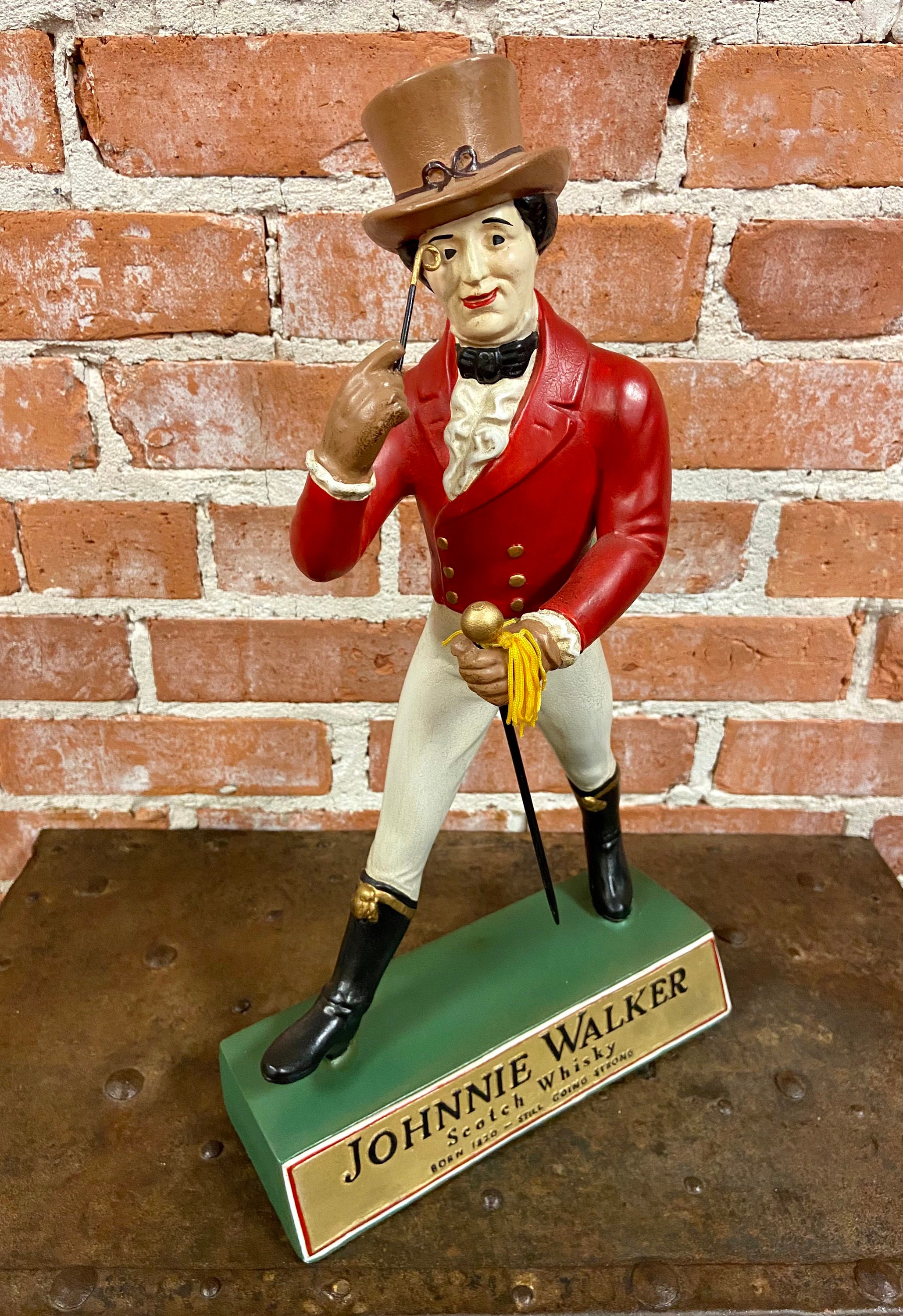 Vintage Johnnie Walker Statue 16 Inch Tall Johnnie - Etsy