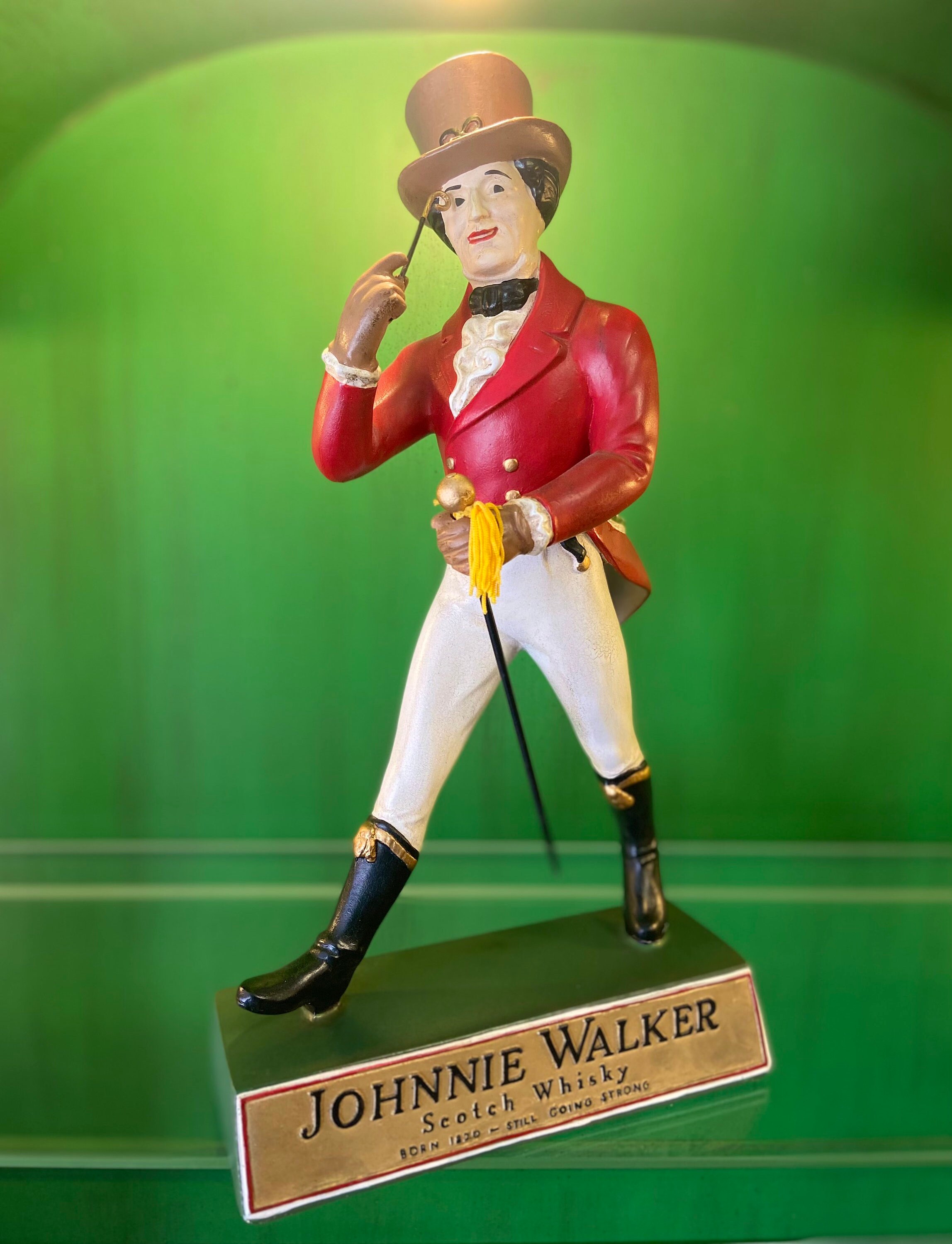 Vintage Johnnie Walker Statue 16 Inch Tall Johnnie - Etsy