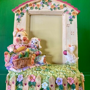 Vintage Animal Farm Photo Frame With Music Box - Glama Gift Corp. - Etsy