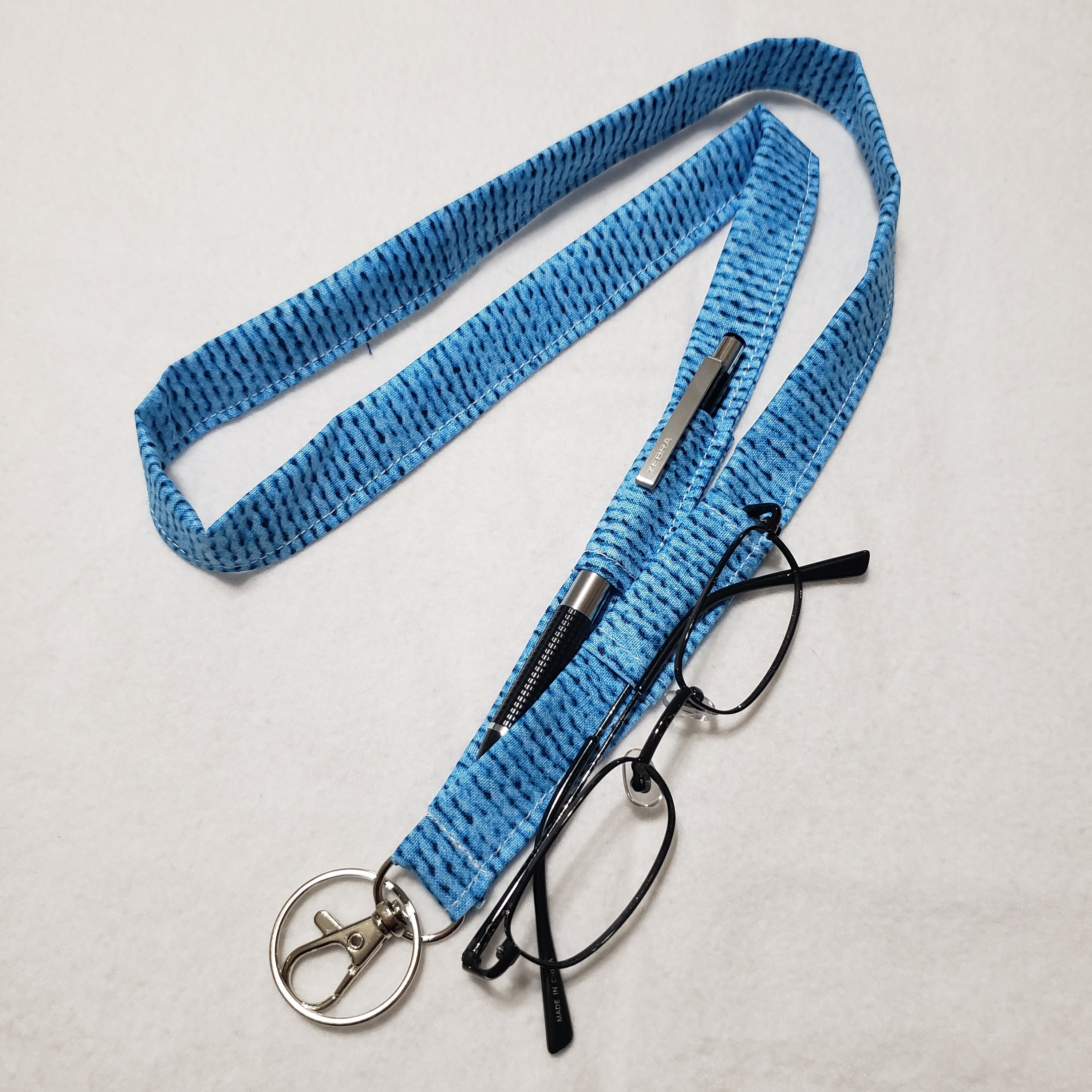 Blue Yarn Pattern Lanyard With 2 Pen Loops, Glasses Loop, Badge and Key ...