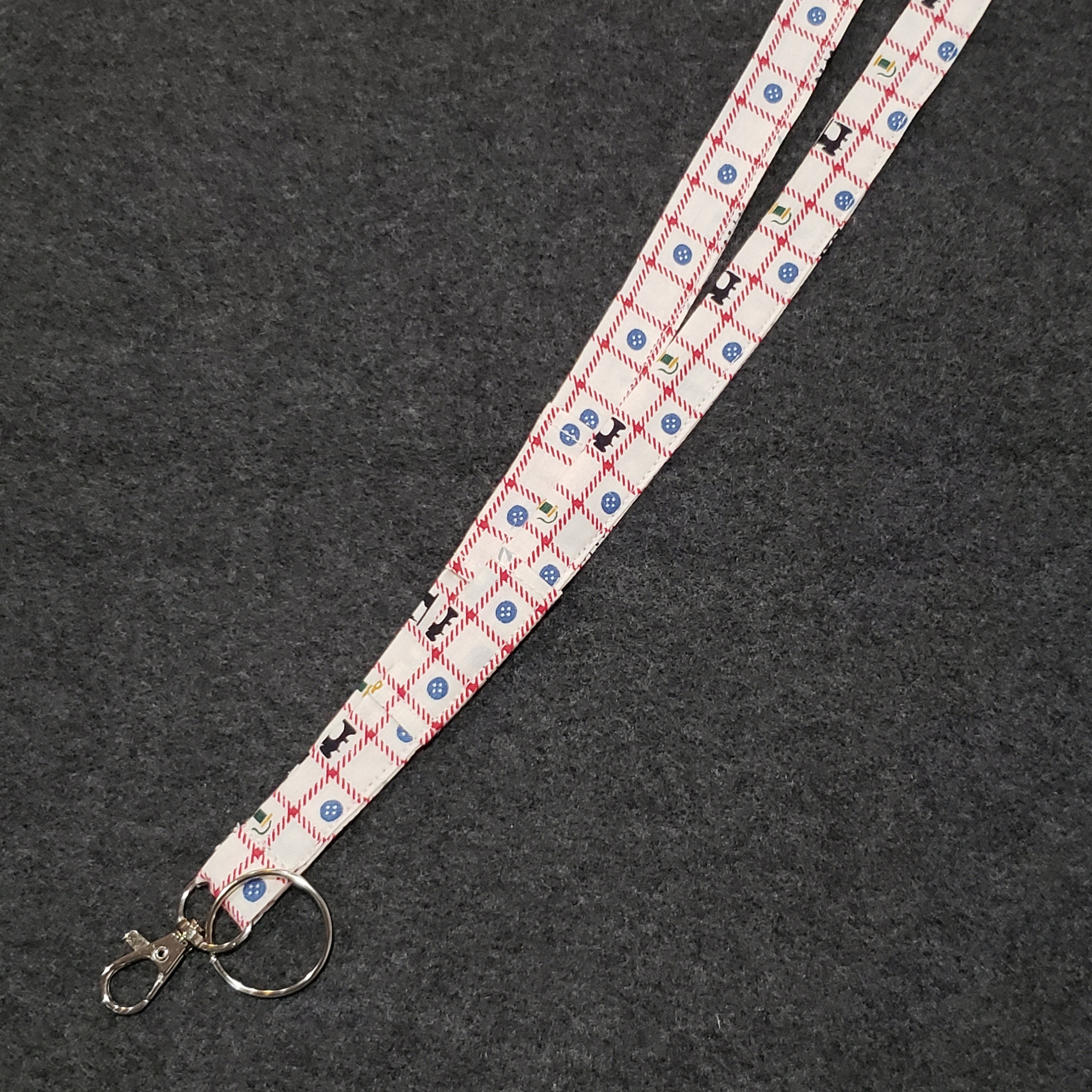 Sewing Time Lanyard With 2 Pen Loops, Glasses Loop, Badge and Key ...