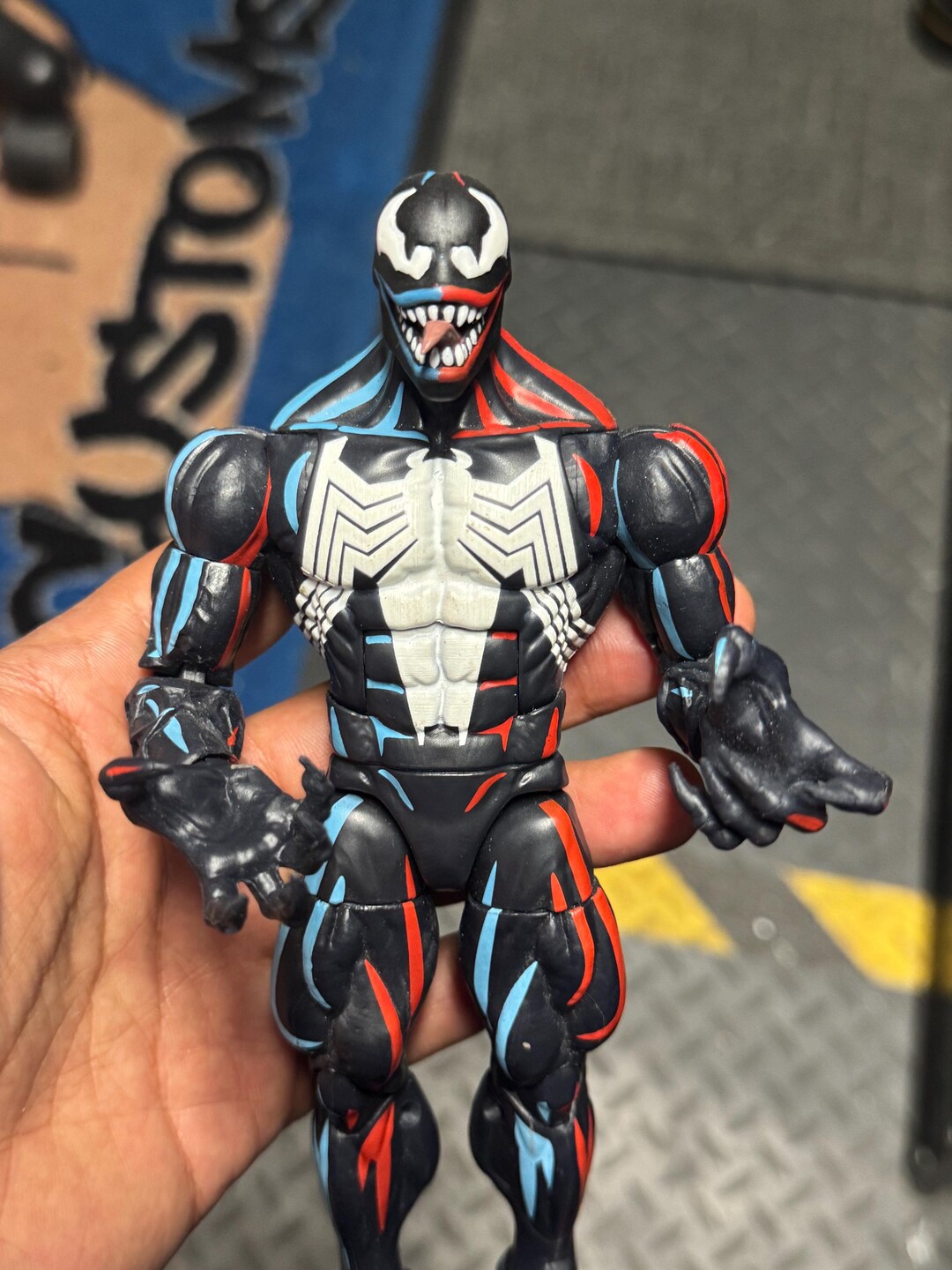 Black Goo Alien Animated Head Sculpt (FIGURE NOT INCLUDED) - Etsy