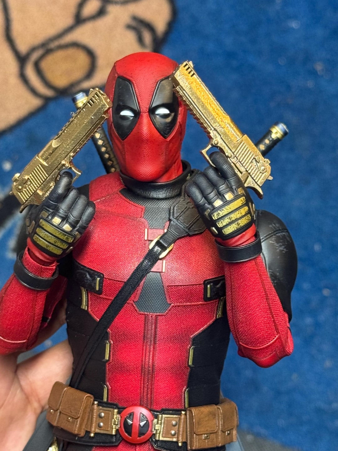 Gold Plated Calibre Desert Eagle Pistoleros Painted 1:6 Scale (FIGURE ...