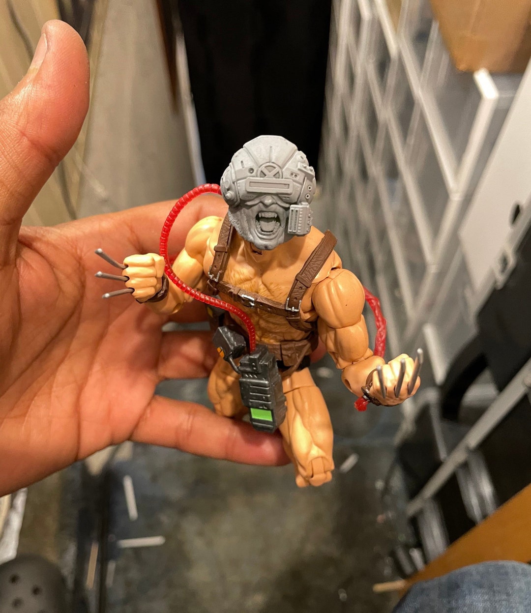 Helmeted Screaming Feral Man Head Sculpt (unpainted) ***FIGURE NOT ...
