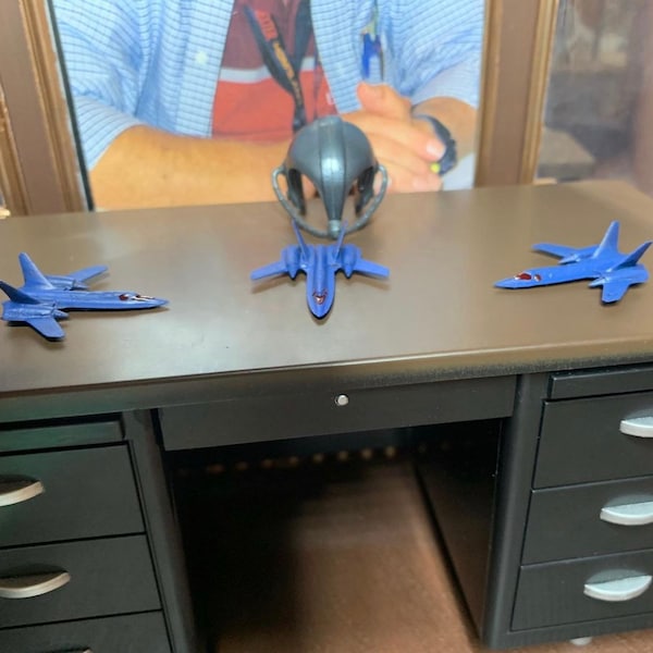 DEFENDER BRIDGE - Etsy Canada