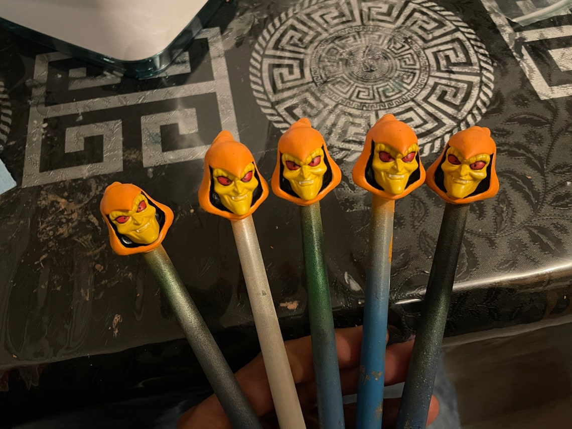 1x Yellow Menace Head painted - Etsy