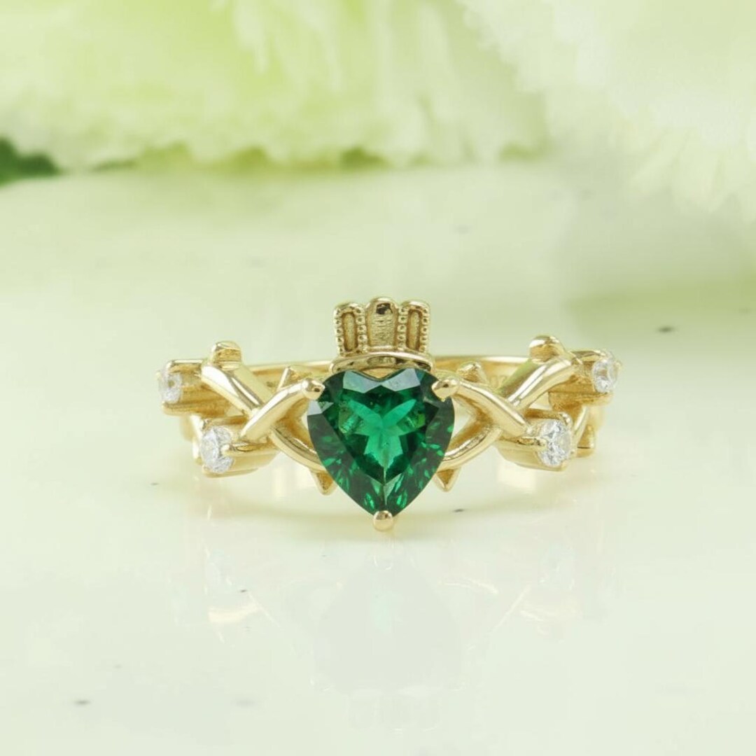 Sterling Silver Emerald Green Claddagh Ring Irish Promise Anniversary ...