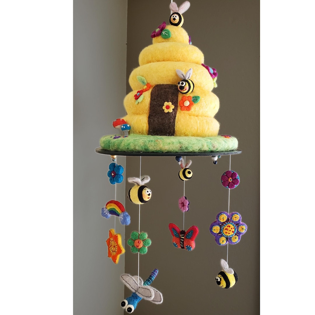 Baby Mobile. Beehive and Bumblebee Mobile - Etsy