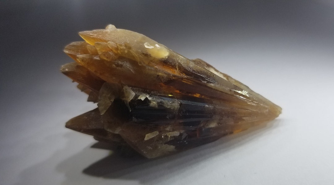 Devil's Cane Fluorescent Golden Acicular Aragonite From China - Etsy