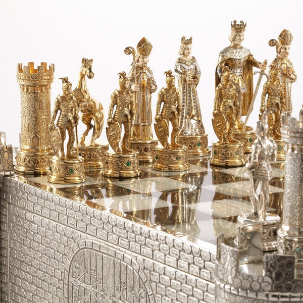 Medieval Chess Set - Etsy