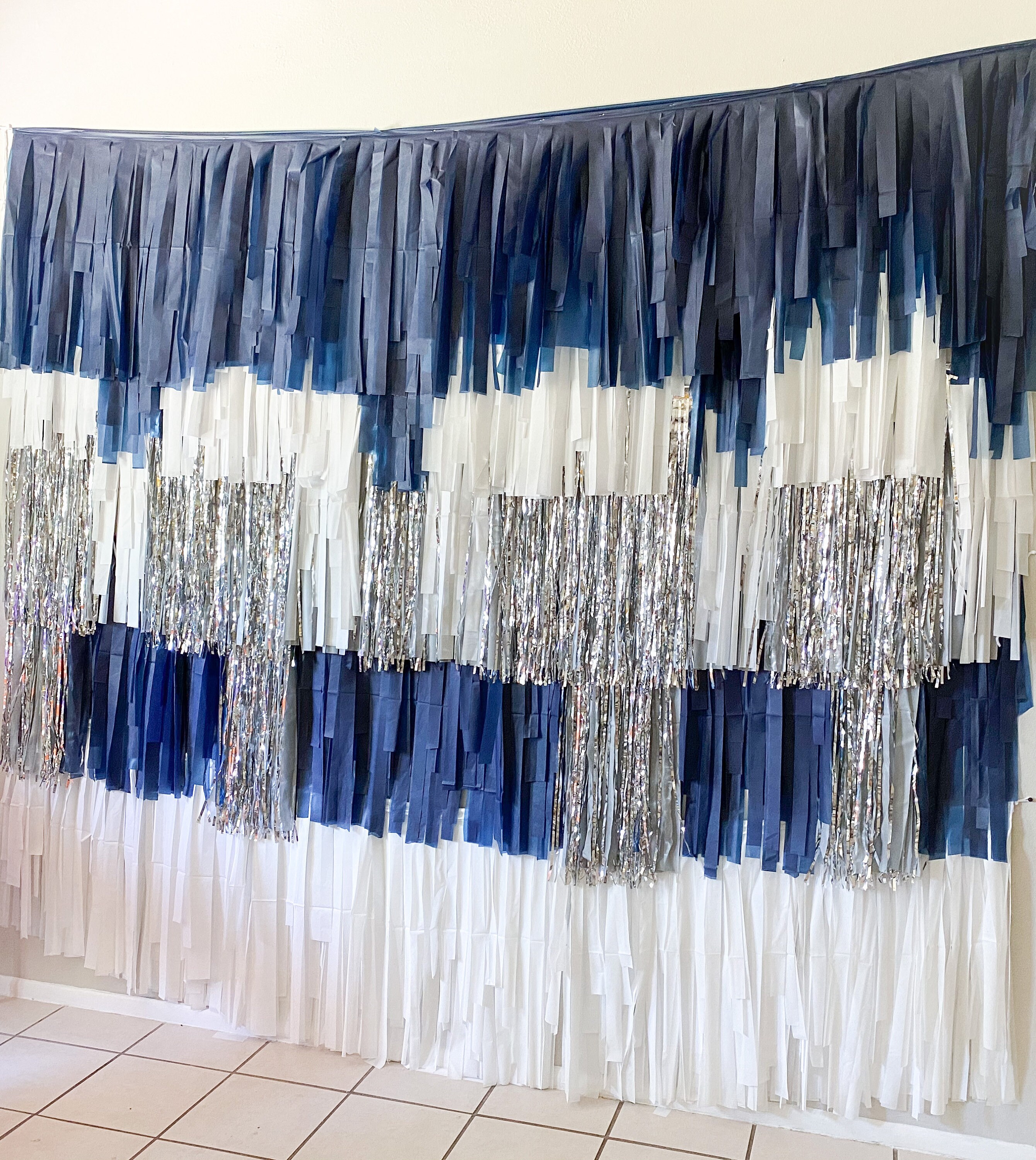 Graduation Backdrop, Fringe Wall, Streamer Wall, Tassel Wall, Class of ...