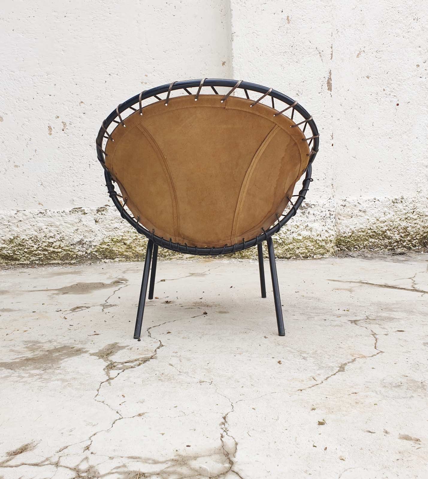 Mid Century Modern Chairs/Vintage Circle Chair/Design in Style | Etsy