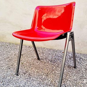 Mid Century Red Plastic Chair by Osvaldo Borsani for Tecno / Model ...