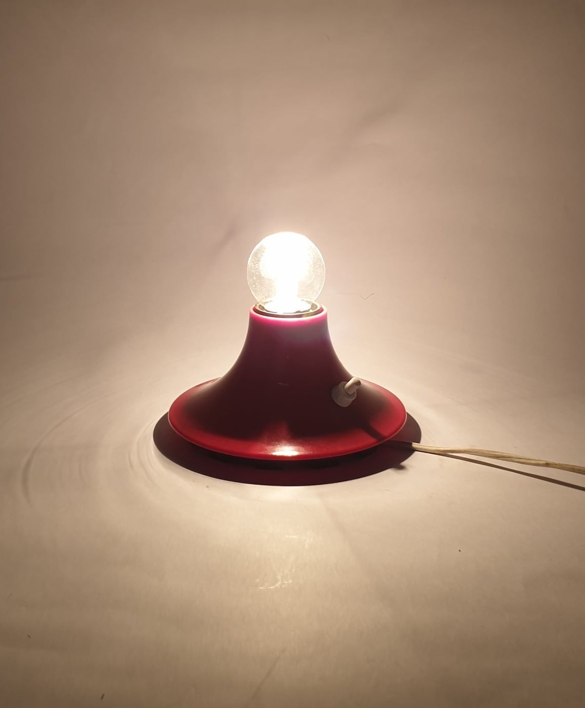 Vintage Red Plastic Table Lamp / Model Teti / Design Vico - Etsy