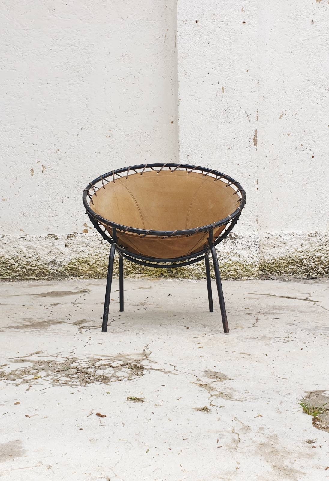 Mid Century Modern Chairs/Vintage Circle Chair/Design in Style | Etsy