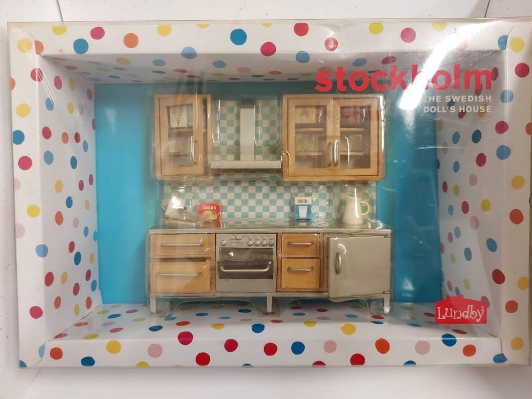 Lundby Original Kitchen Unit With Lights and Tiny Accessories Inclusive ...