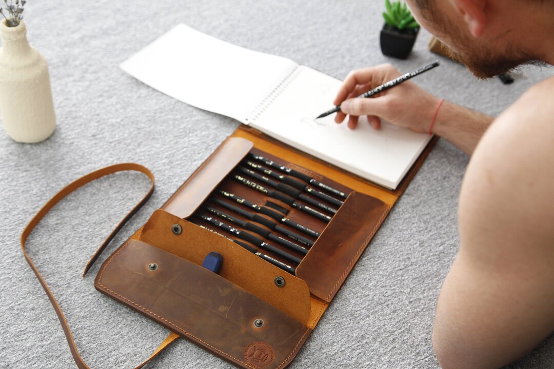 Customizable Handmade Leather Sketchbook Cover – A4/A5, With Pen and ...