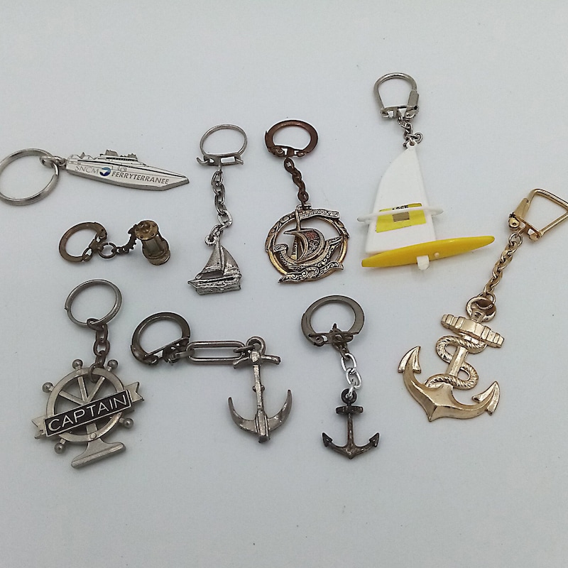 Boat Keychain - Etsy