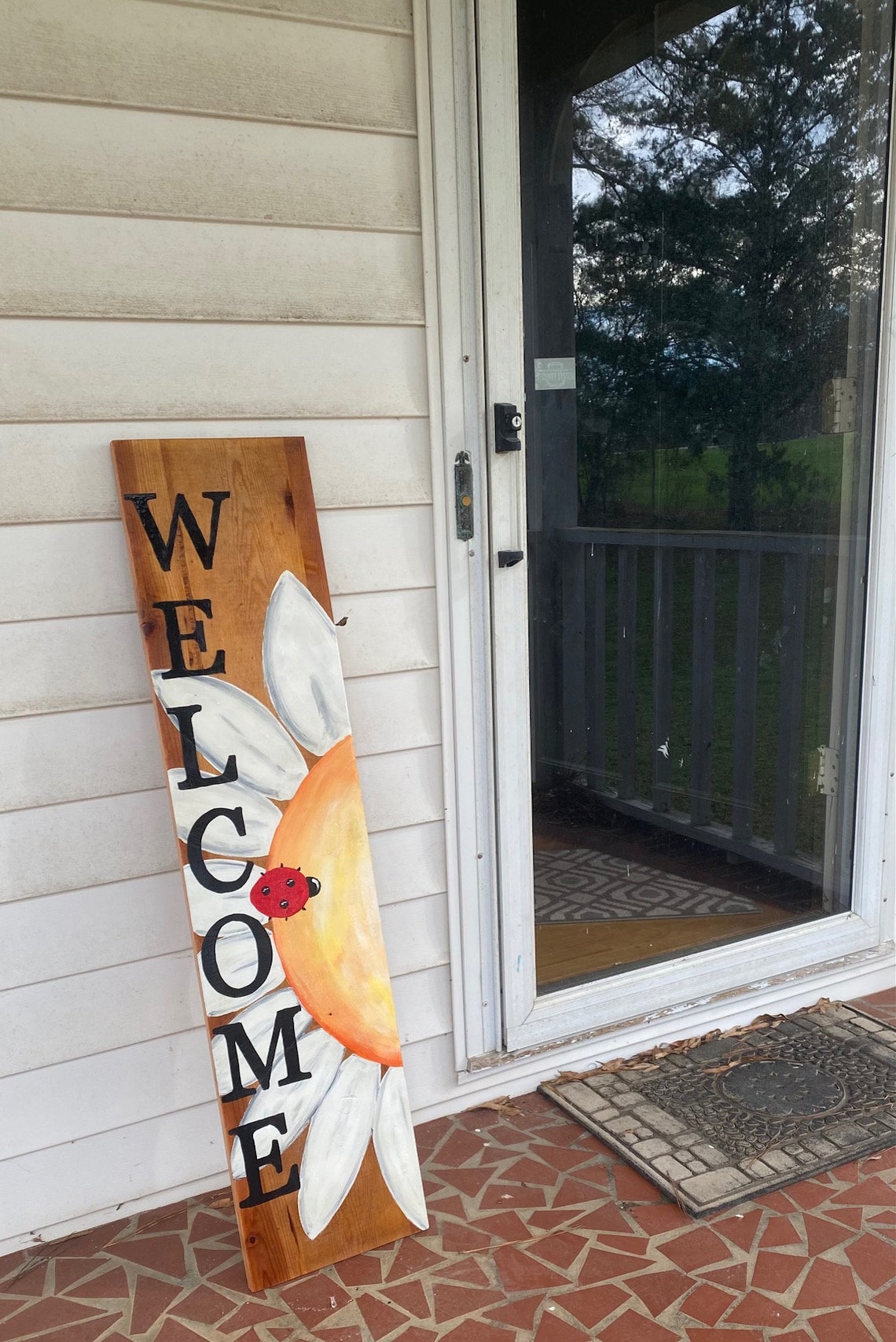 Sunflower and Ladybug Welcome Board or Customize With Your Last Name - Etsy