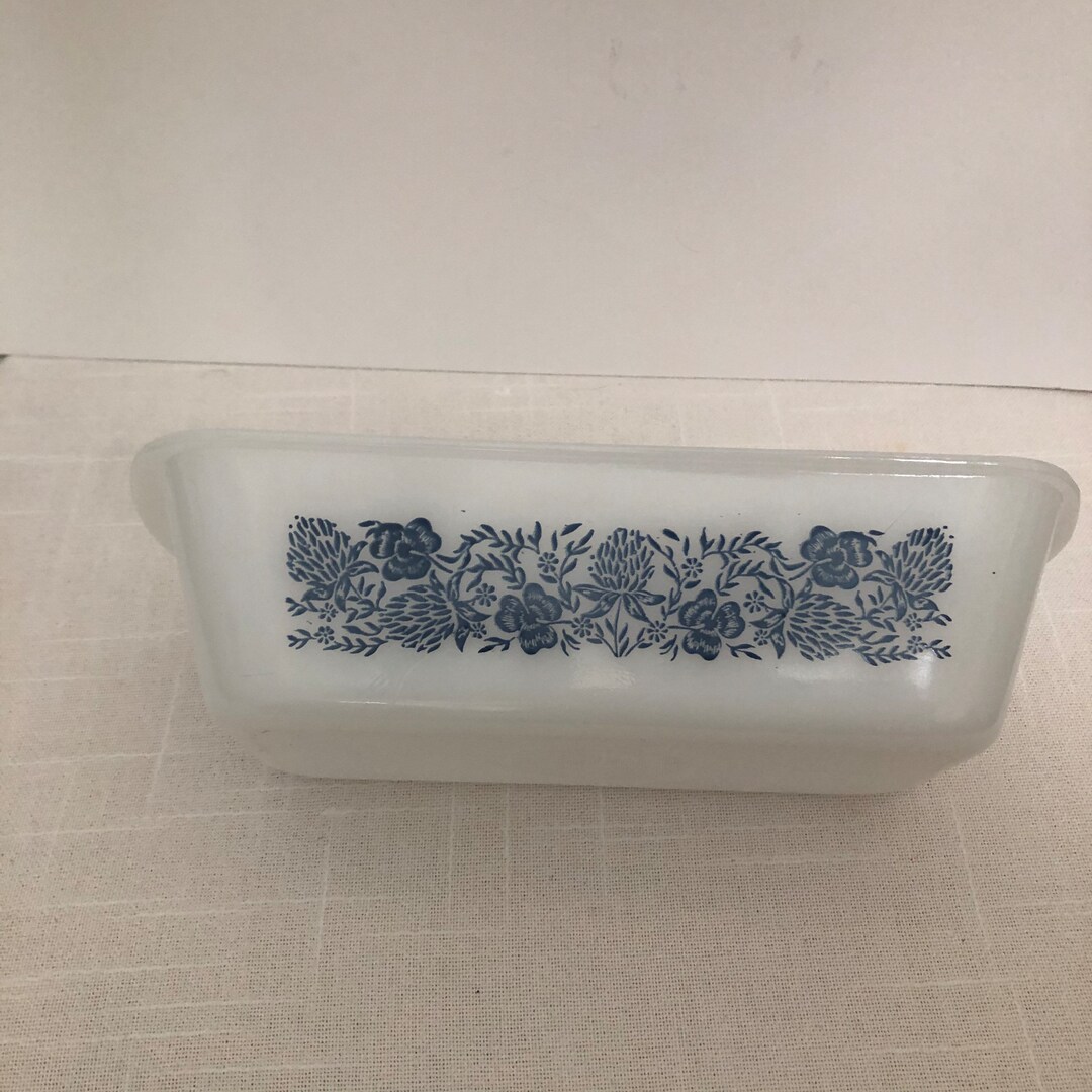 Vintage Glasbake Milk Glass Loaf Baking Dish - BLUE CLOVER Design #522 ...
