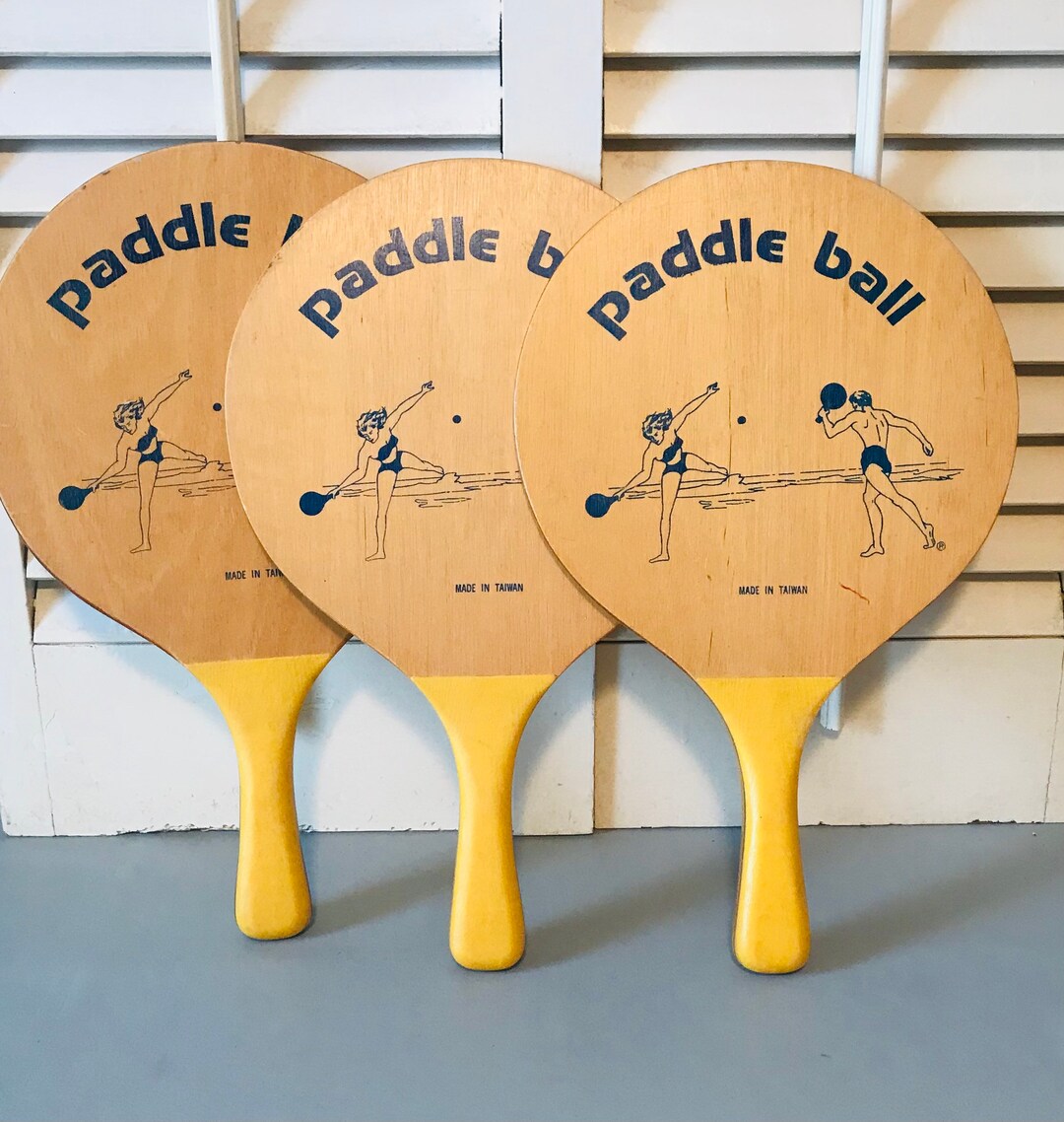 Vintage Paddle Ball Rackets Beach Scene Pickle Ball Racket Ball Summer ...
