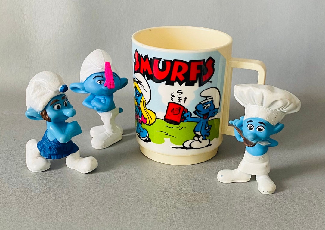 Vintage 1980 Smurf Plastic Cup Plus 3 Smurf Figurines Hanna Barbera ...