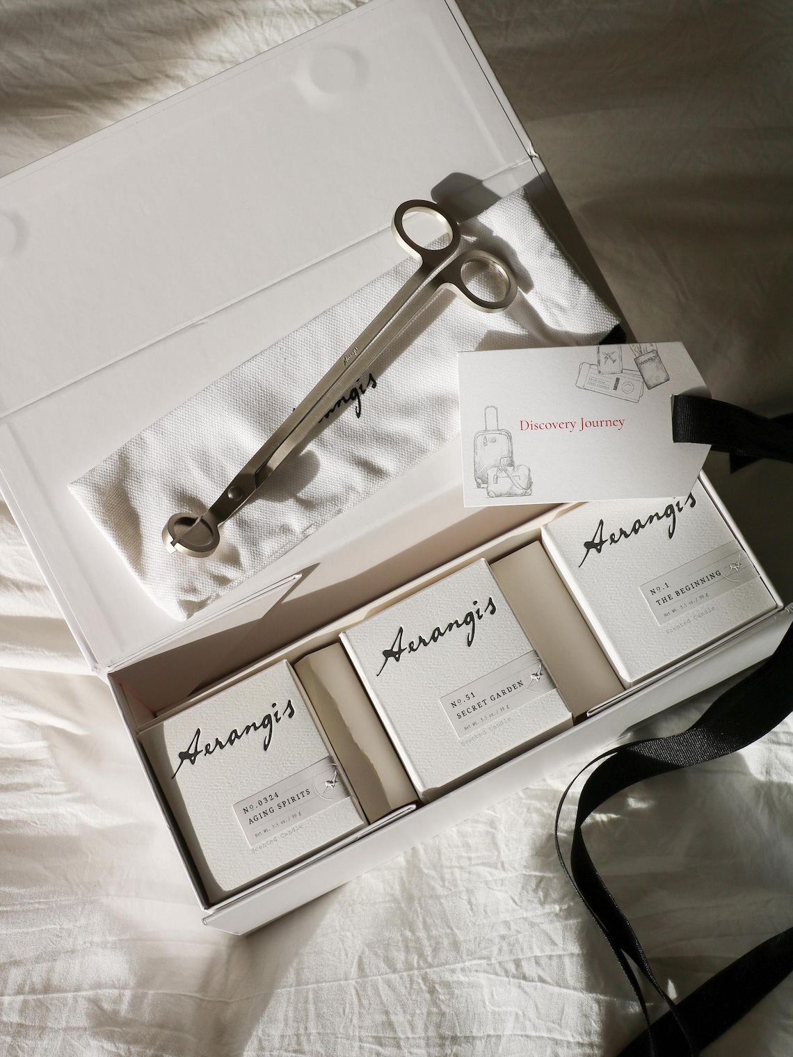 Discovery Journey Gift Set: With Three Elegant Scented Candle and a ...