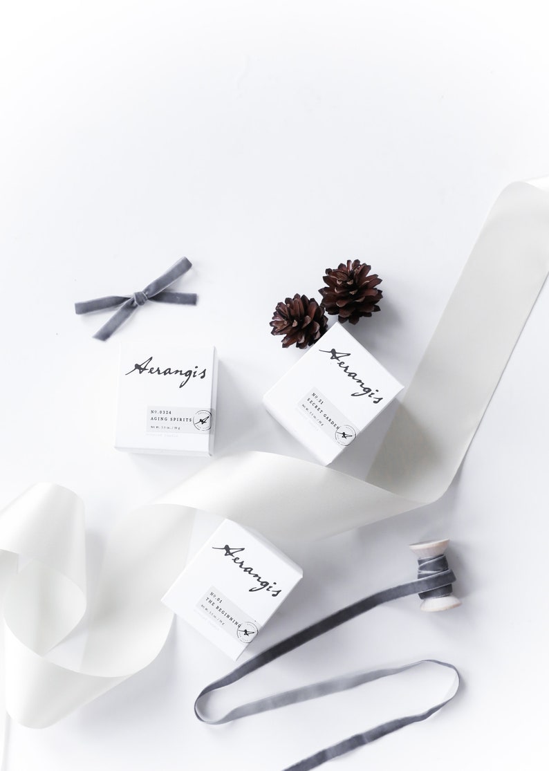 Discovery Journey Gift Set: With Three Elegant Scented Candle and a ...