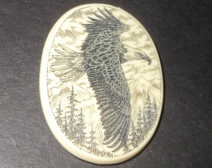 Scrimshaw Button, Resin Button, TL41, "in Flight...soaring" Eagle in ...