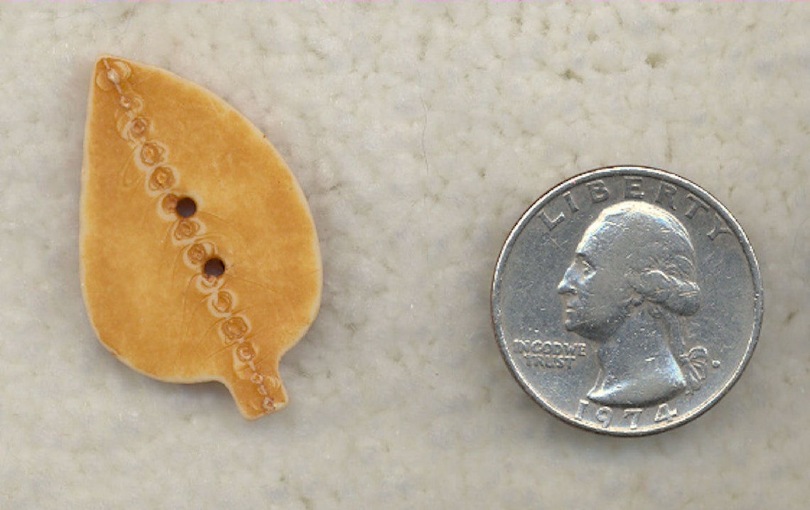 Lovely Plastic Realistic LEAF Button, B265, 2-hole Sew Through, Button ...