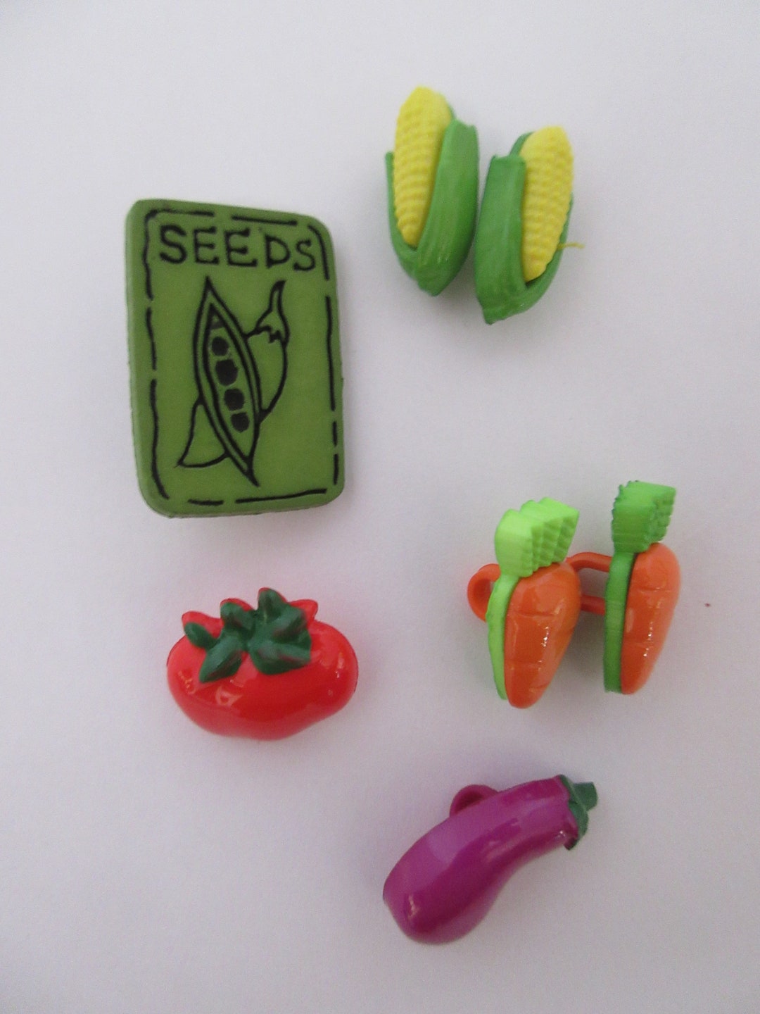 Set of 7 Gardening Buttons B119 - Nice Button Set, Garden Buttons ...