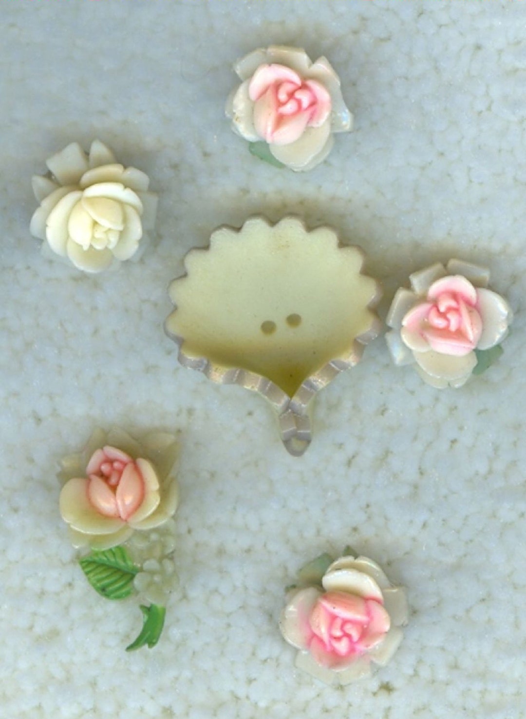 Beautiful Set of 6 Rose Buttons With Tussy Mussy -B148- Floral Tray ...