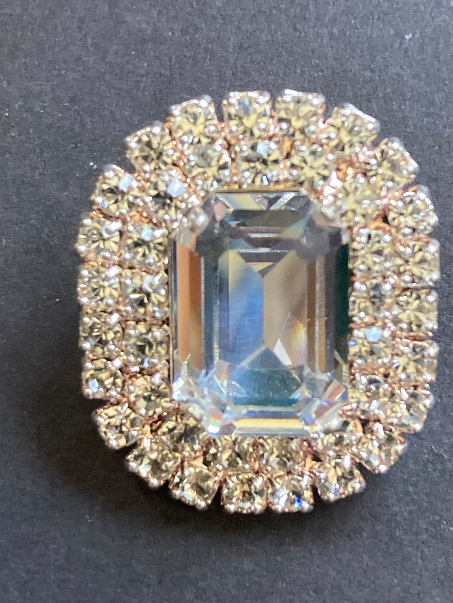 Gorgeous Medium Pronged Modified Rectangle Rhinestone Button -R4 ...