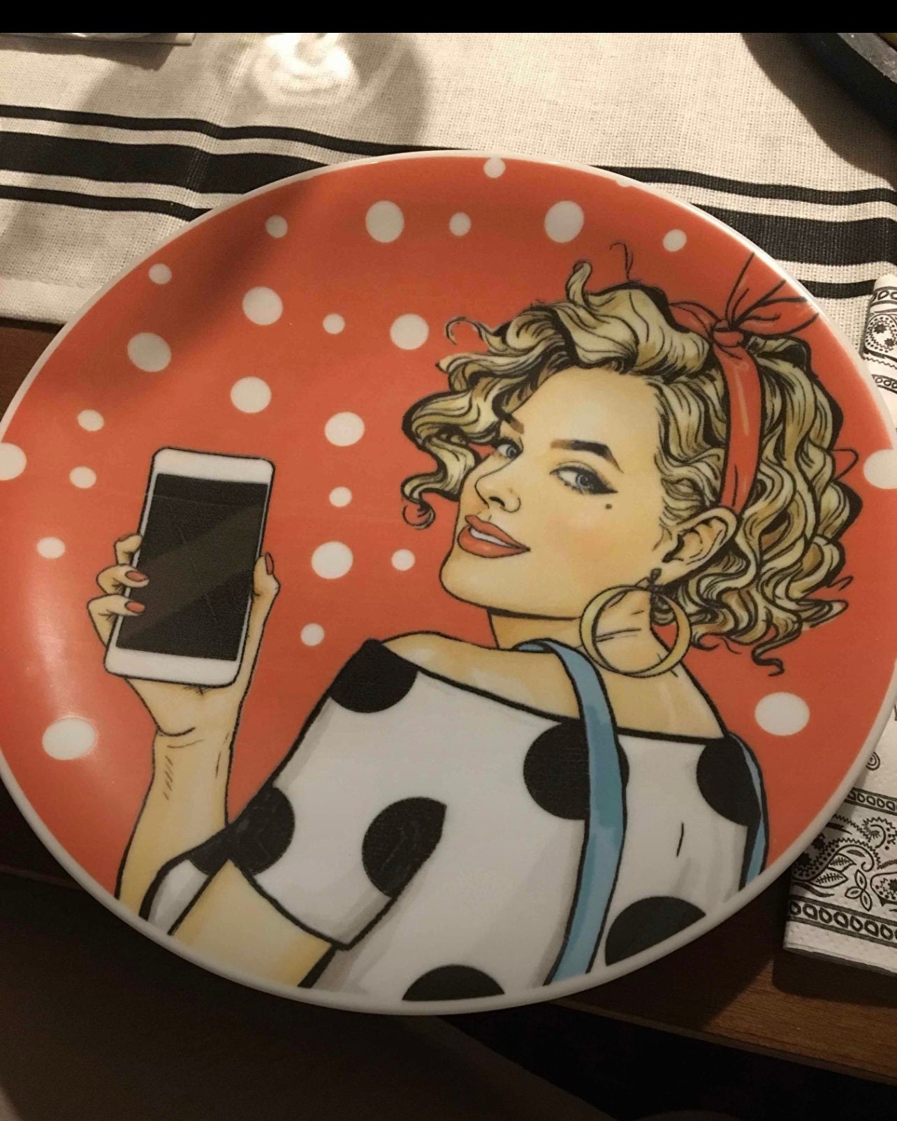 Retro Pop-art Plates Unique Design Modern Girls' Power Cake Dessert ...