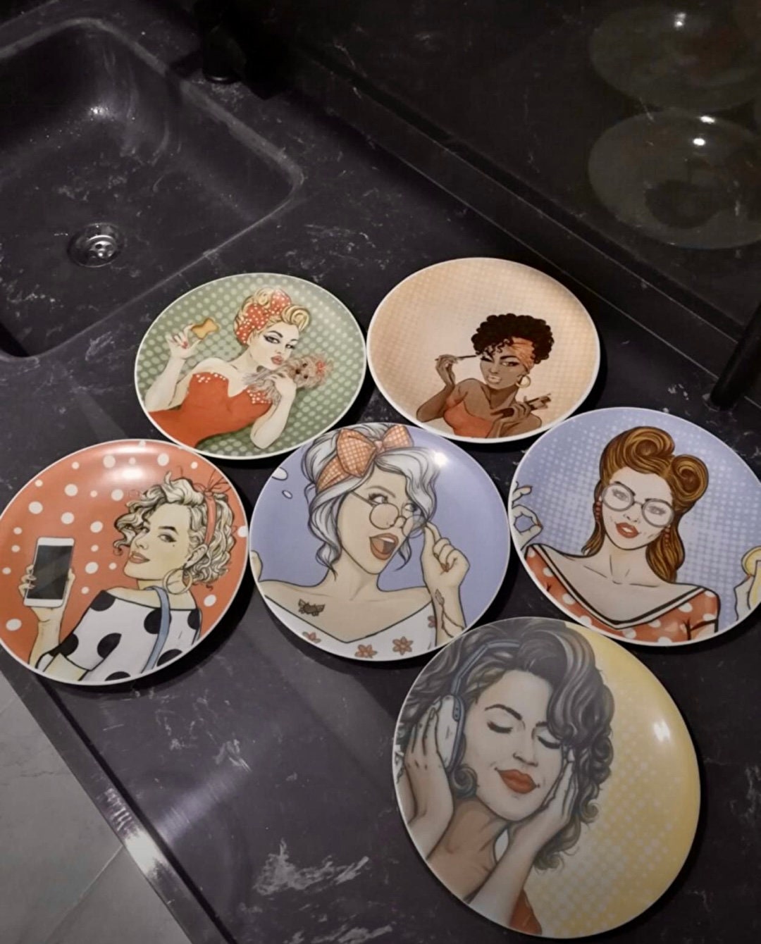 Retro Pop-art Plates Unique Design Modern Girls' Power Cake Dessert ...