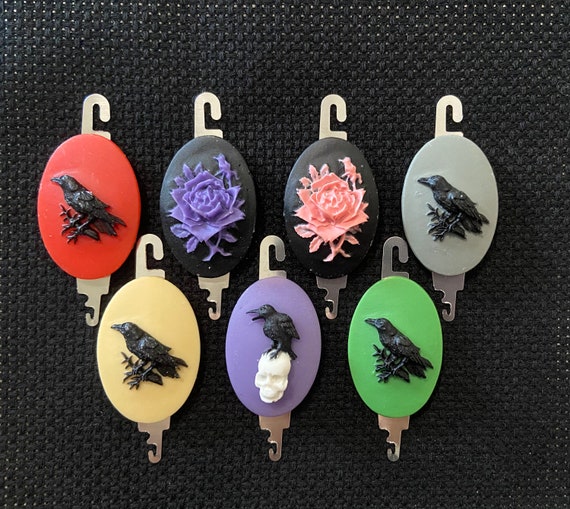 GOTH STITCH Raven Black Bird Double Sided Needle Threader / | Etsy