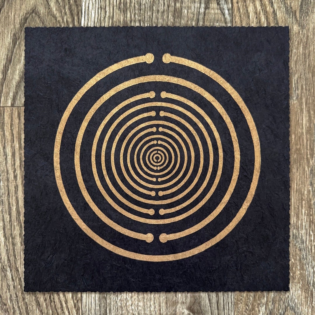 LAKHOVSKY SPOOL Sacred Geometry Linocut Gold/black - Etsy