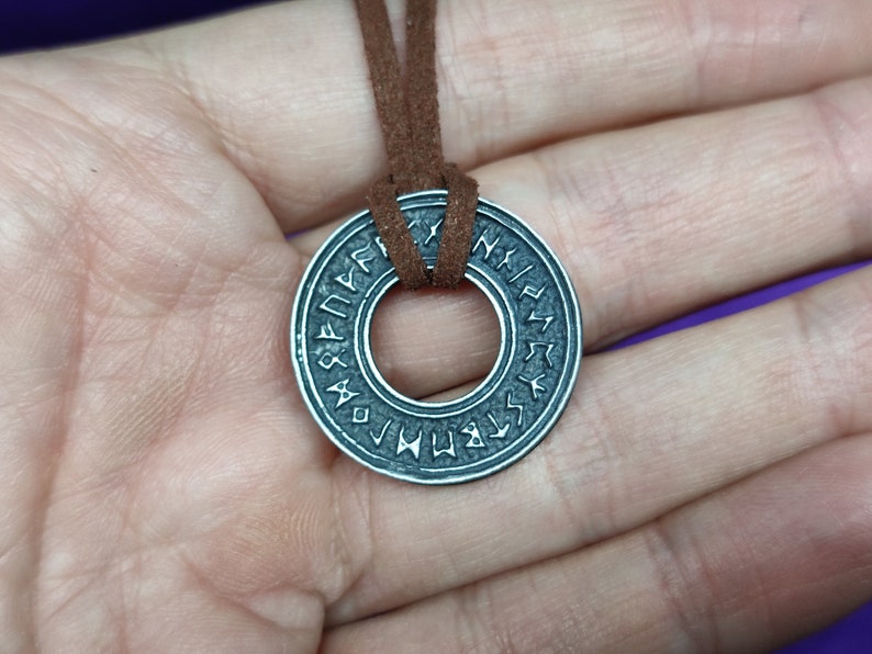Collar Rúnico Runic Necklace Fabricado En Metal - Etsy