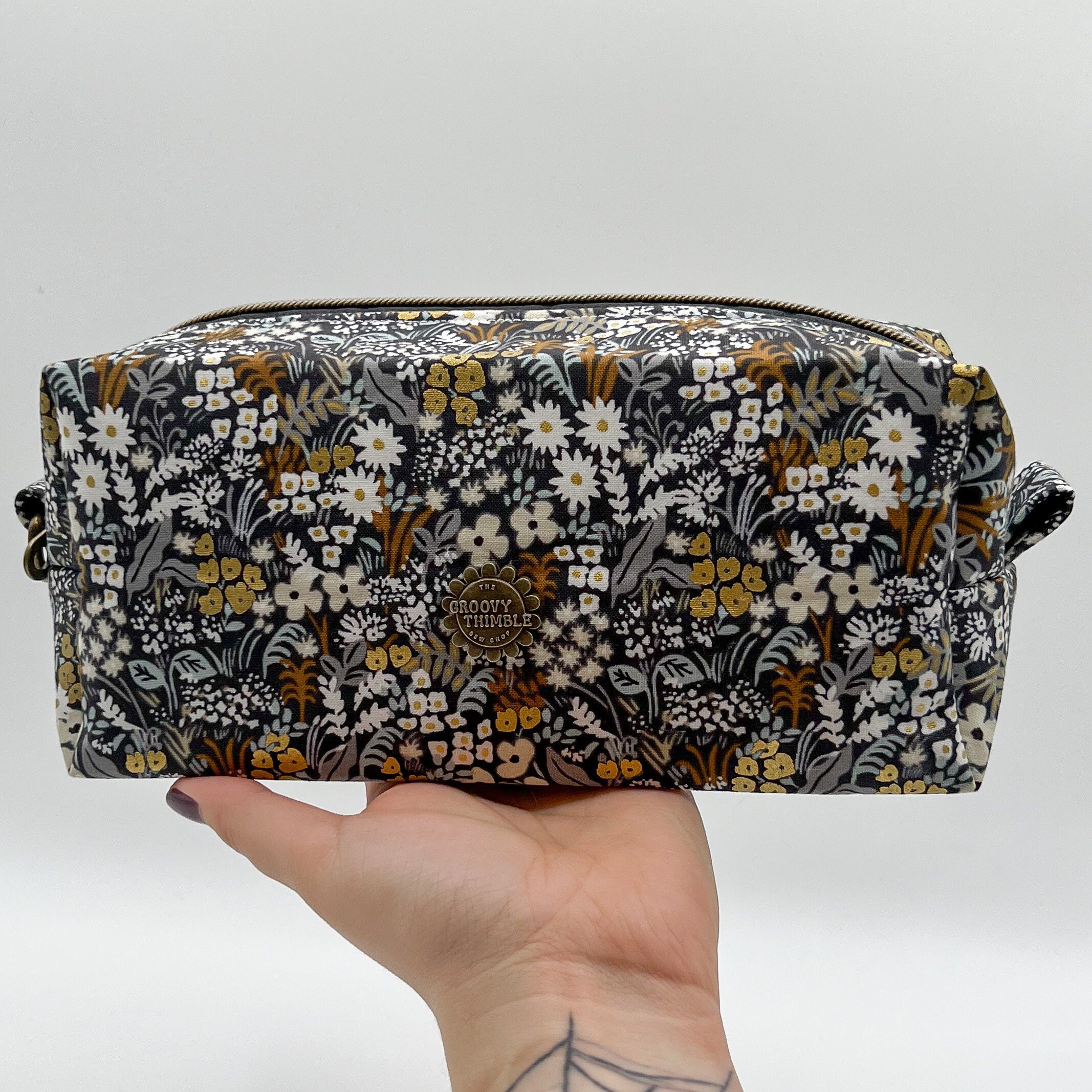 BOXY POUCH Handmade Zip-close Boxy Pouch Rifle Paper Co. Tool Pouch ...
