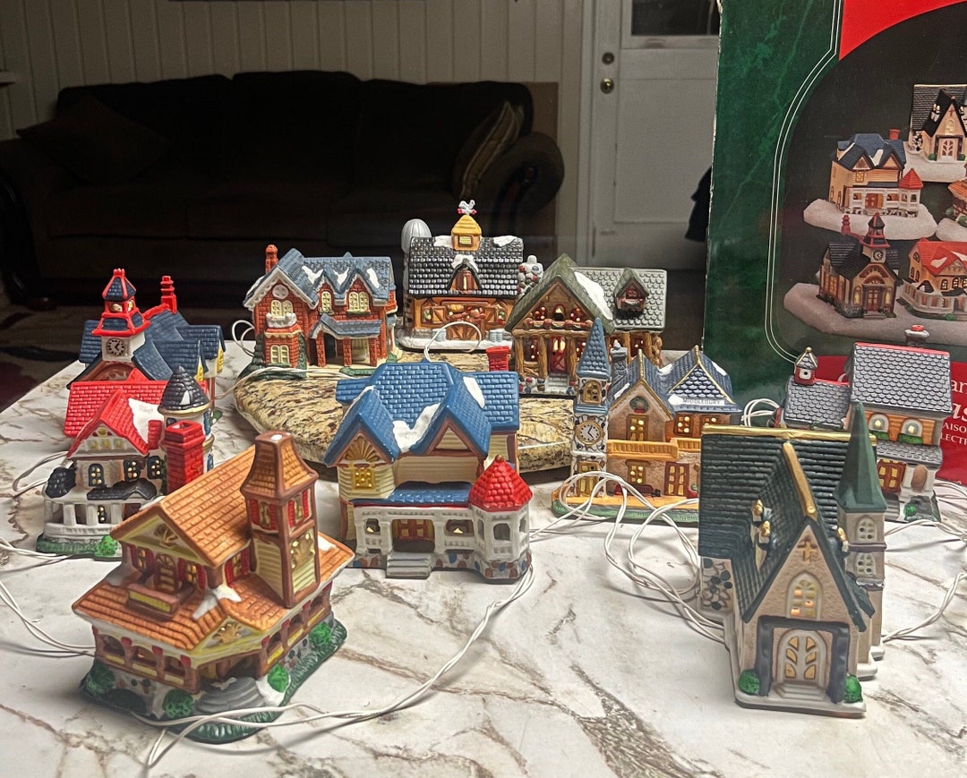 Santa’s Best • Christmas in Vermont • Multi-colors • Illmuinated • 10 ...