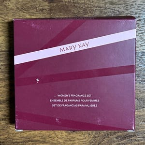 Mary Kay Women's Fragrance Travel Set ~ Limited Edition ~ Set of 3 ~ Dream Live/ Love ...