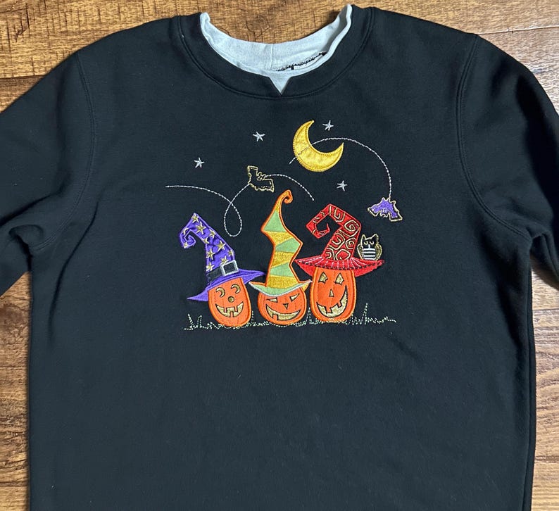 White Stag • Vintage • Medium • Women • Halloween • Pumpkin/witch/moon ...