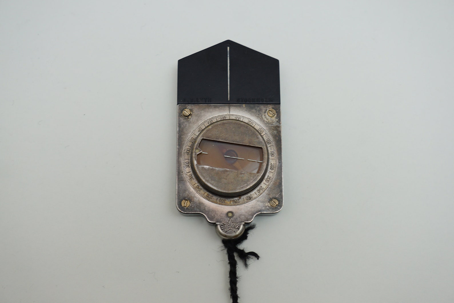 1930's STELLA BAKELITE COMPASS Instrumentfabriks Ab Lyth Stockholm ...