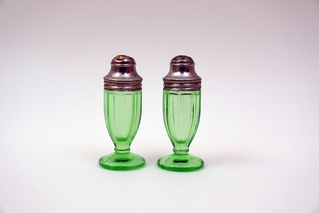 10 X 4 Pair of Old SIPCE Jar's Salt&pepper Green Pressed Glass 50s 60s ...