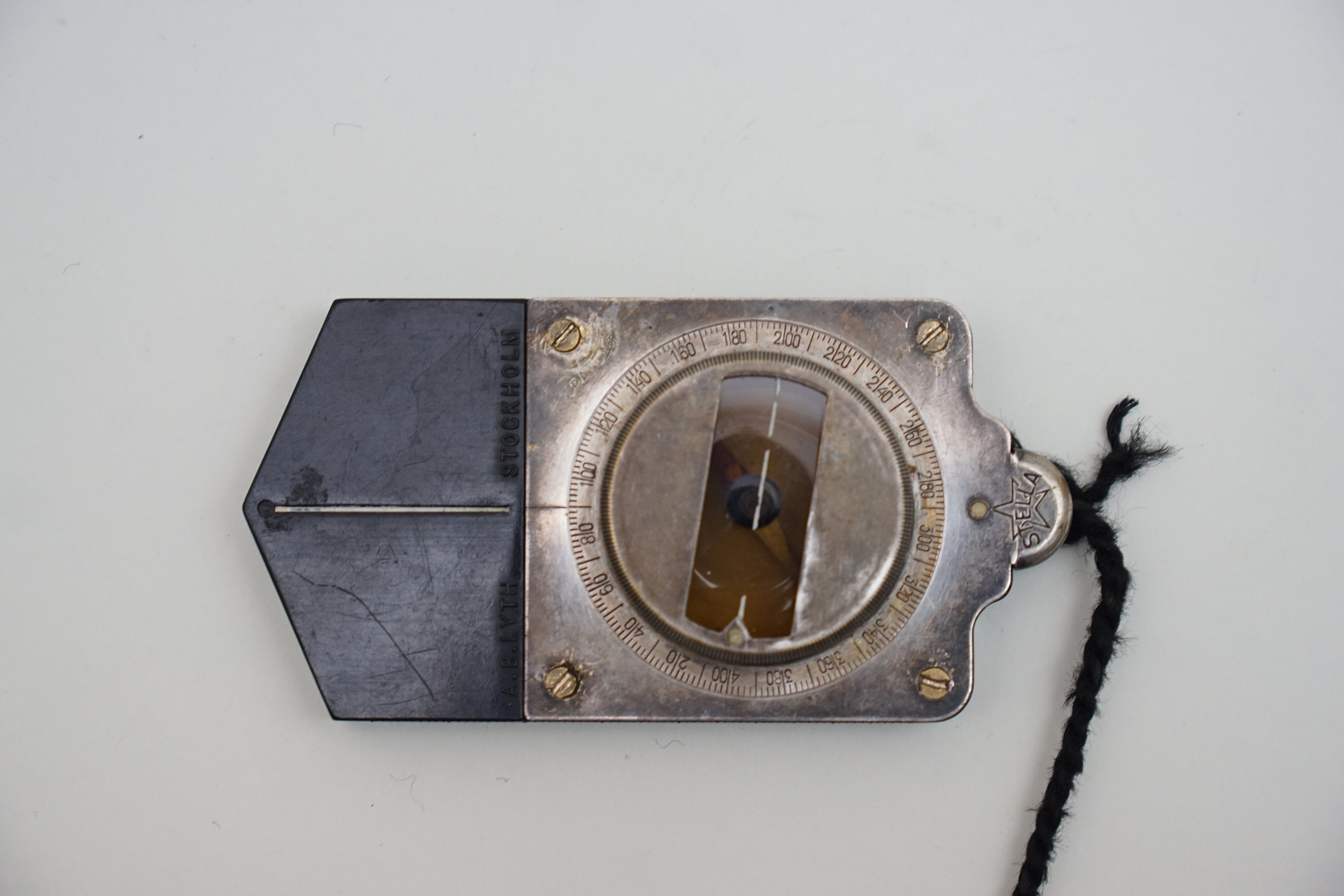 1930's STELLA BAKELITE COMPASS Instrumentfabriks Ab Lyth Stockholm ...