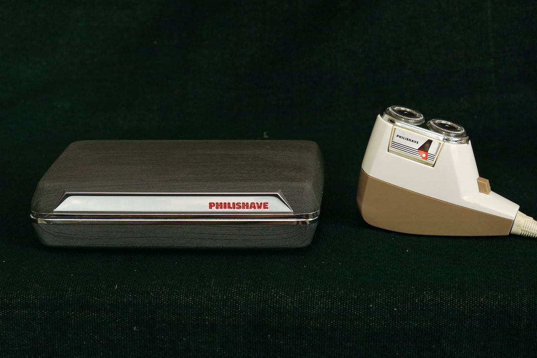 Vintage PHILISHAVE Electric Razor PHILIPS Model 1604 Man 2 Heads ...