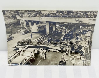 Crashed Ford Model T 1922. Vintage Photo Reproduction Poster Print ...