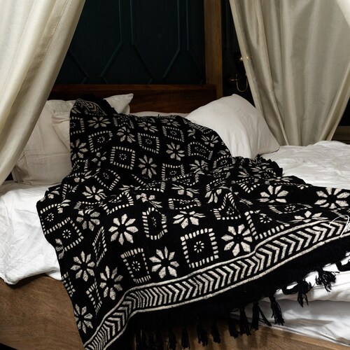 70x50 Handloomed Tussle Throw Blanket Boho Bedding Hippie Warm - Etsy