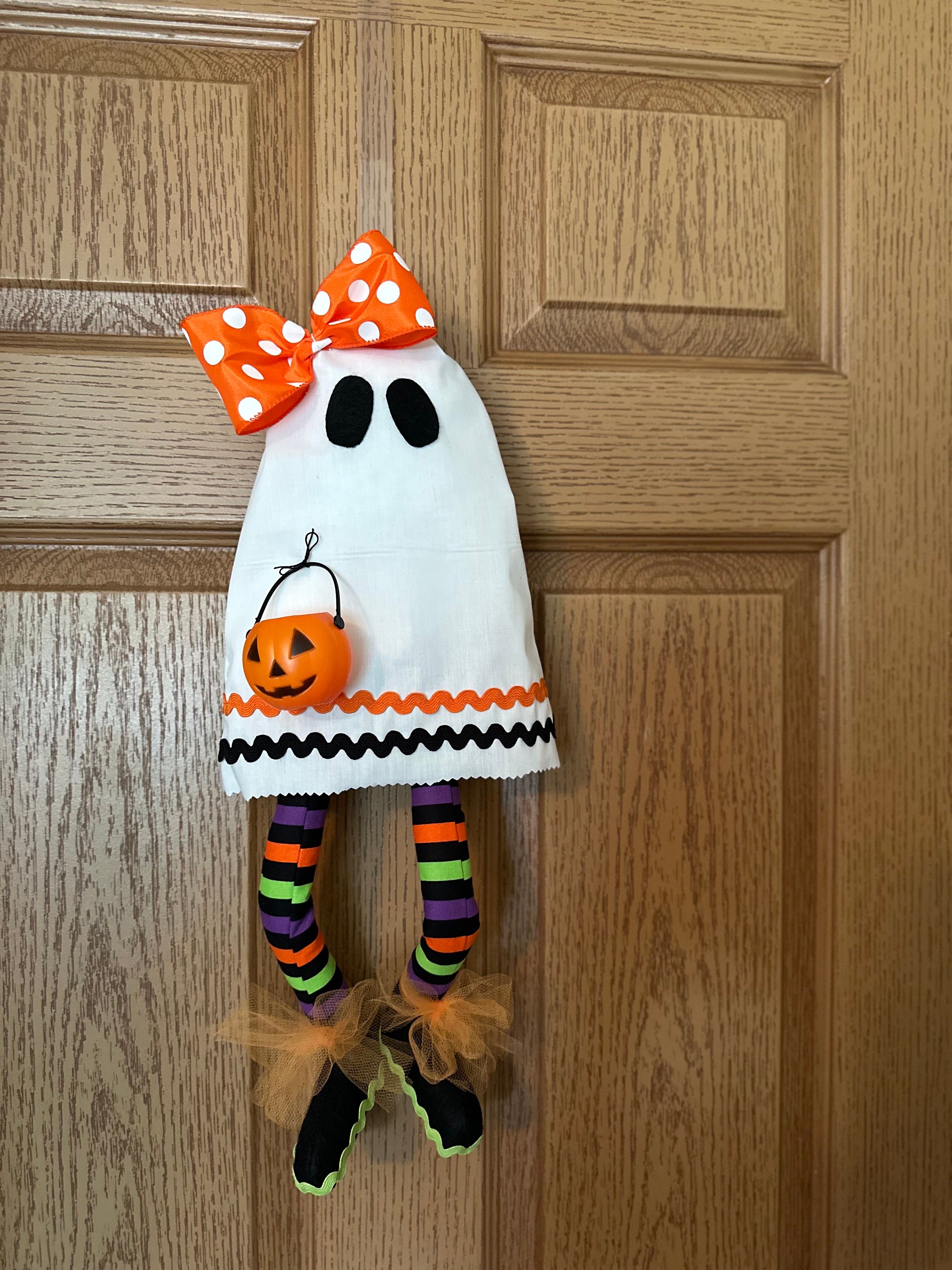 Prim Ghost Girl Door Hanger, Halloween Decor - Etsy